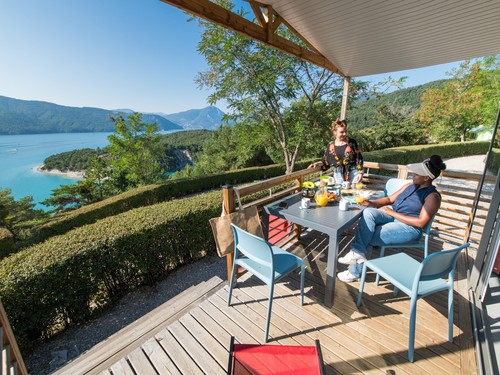 Campeggio Camping Baie de la Chapelle in Provenza-Alpi-Costa Azzurra ...