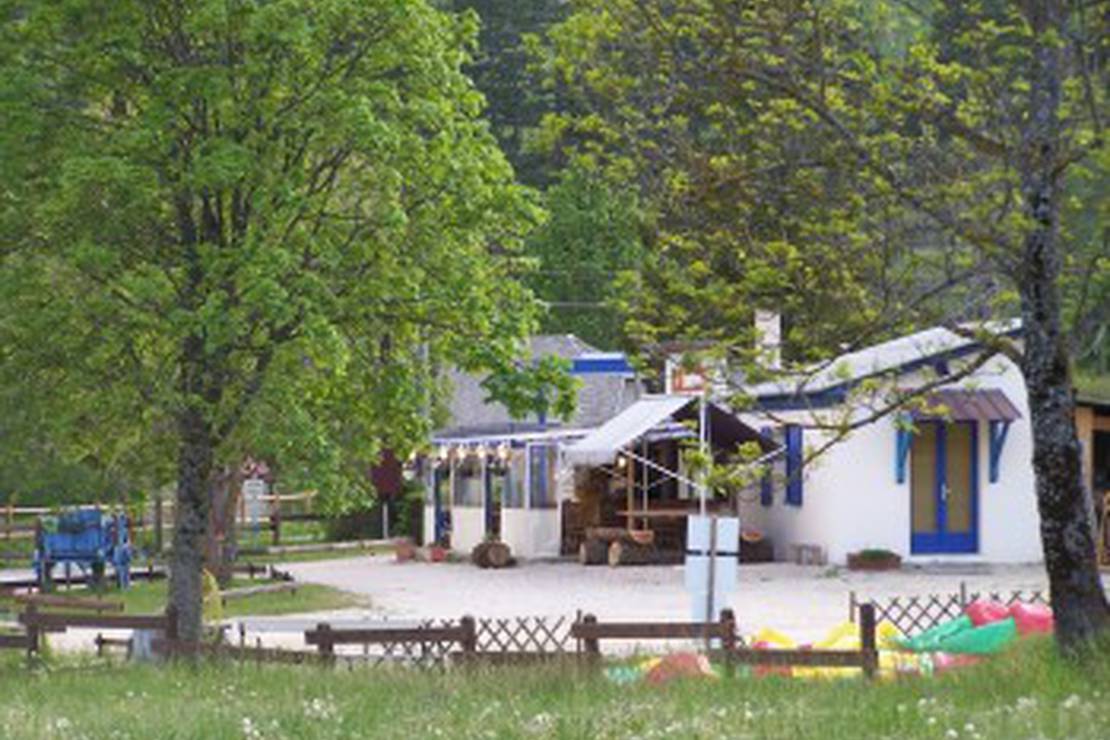 Камп Camping la Condamine у Аувергне-Рхоне-Алпес - camping.info
