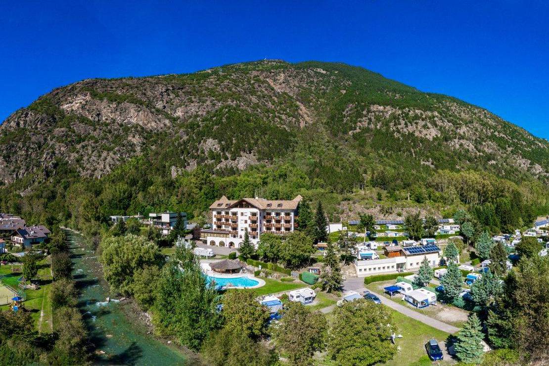 Campsite Camping Latsch an der Etsch in Trentino-South Tyrol - camping.info