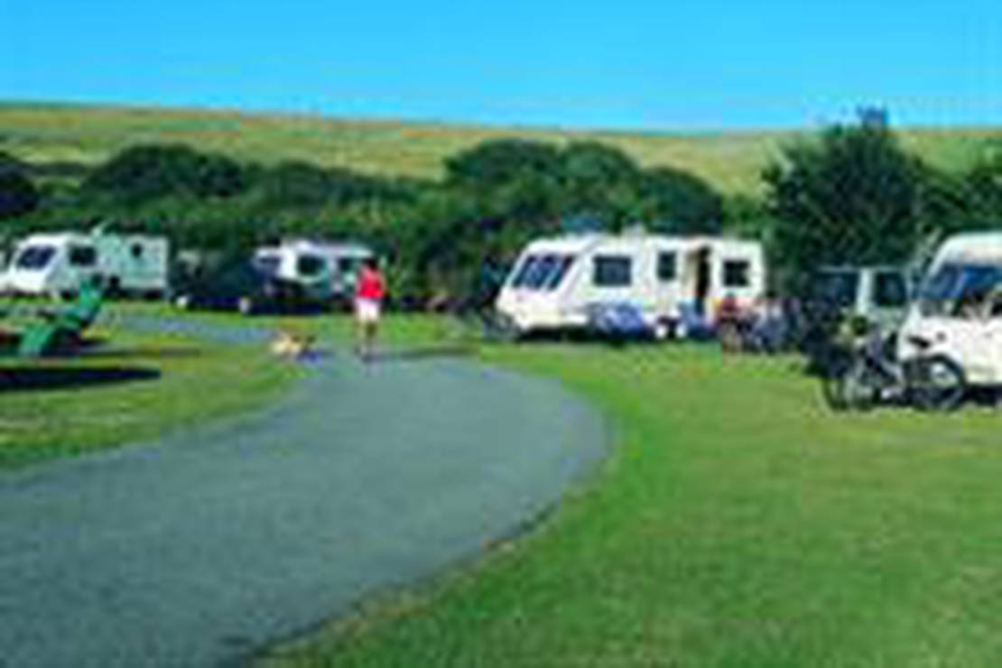 Campingplatz Castleton Caravan Club Site in East Midlands - camping.info
