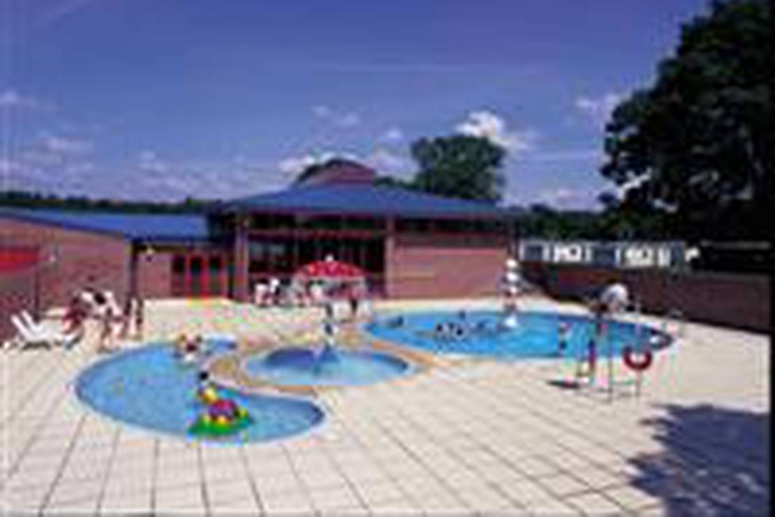 Kamp Oakdene Forest Park u Jugozapadna Engleska - camping.info